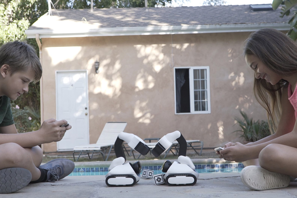 Gomer – AI Robot – Pranstek – your audio-visual products expert