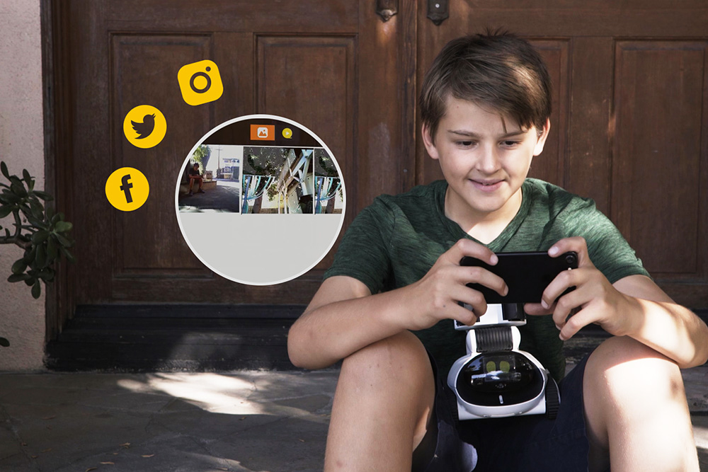 Gomer – AI Robot – Pranstek – your audio-visual products expert